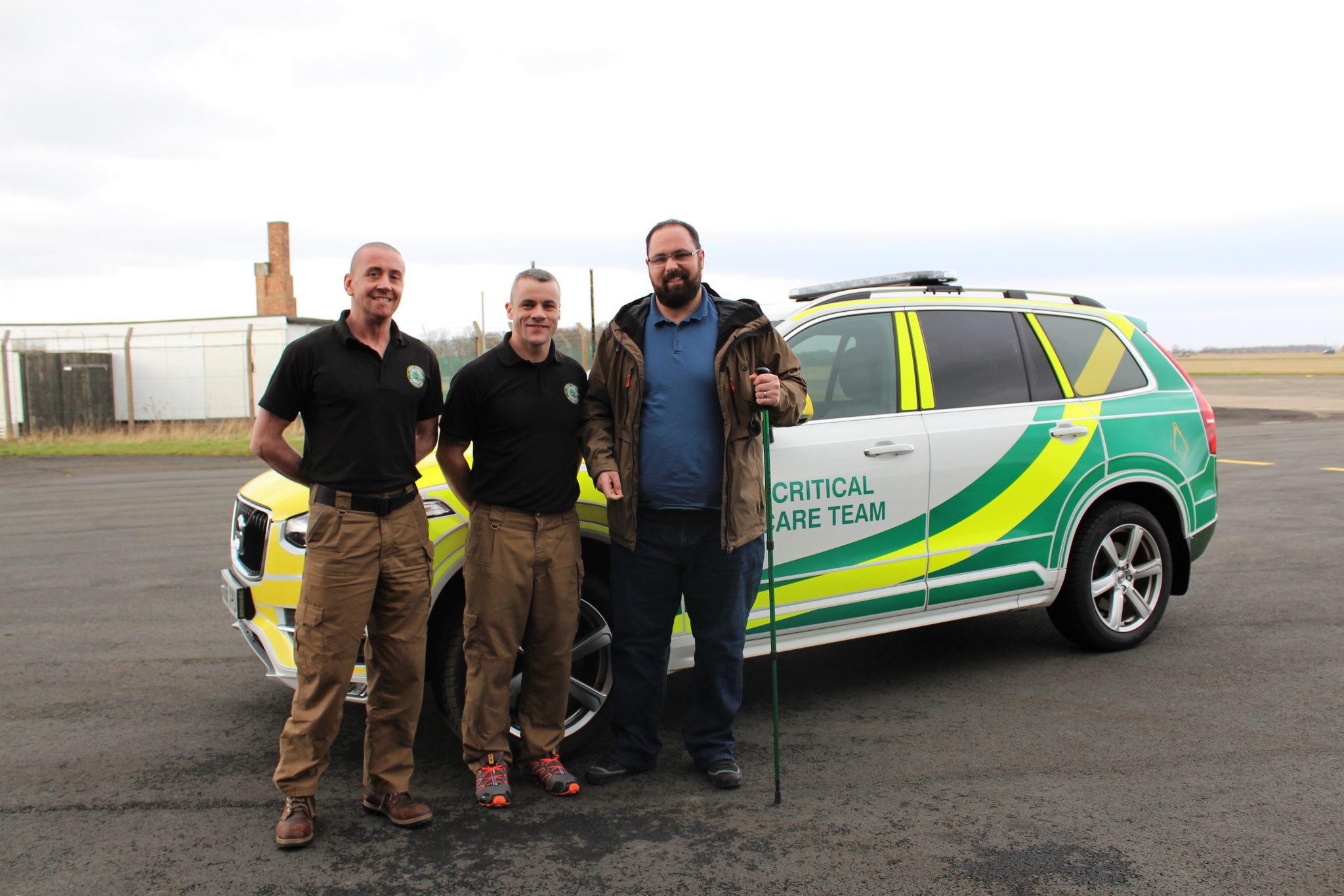 Man in serious car crash meets air ambulance medics who came to his ...