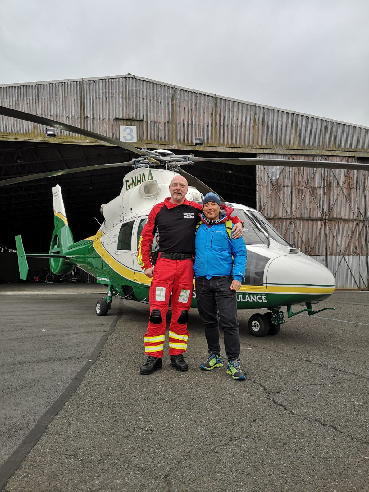 Italian life-savers fly in to learn about blood transfusions - Great ...