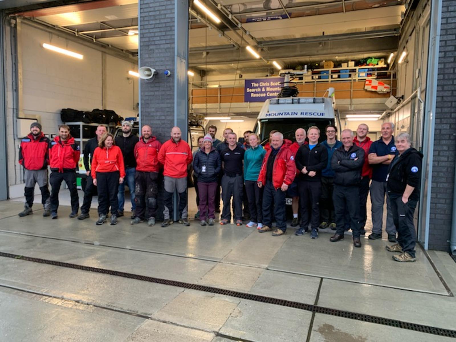 Paramedic Jamie delivers talk to mountain rescue team - Great North Air ...